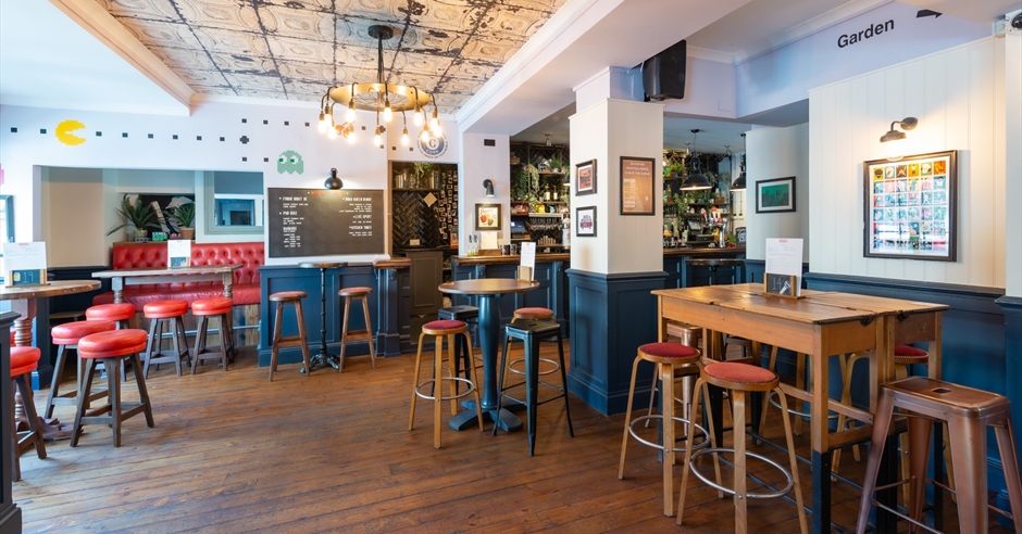 Dog-Friendly Places to Eat and Drink in Bath - VisitBath.co.uk