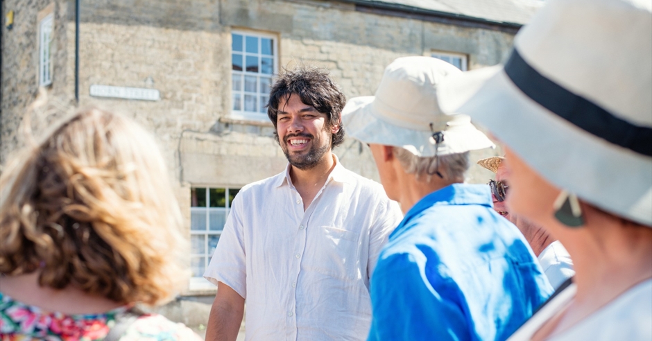 Guided Walks in Bath - VisitBath.co.uk