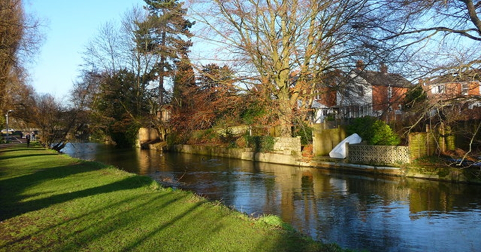 Salisbury - City - Visit Bath
