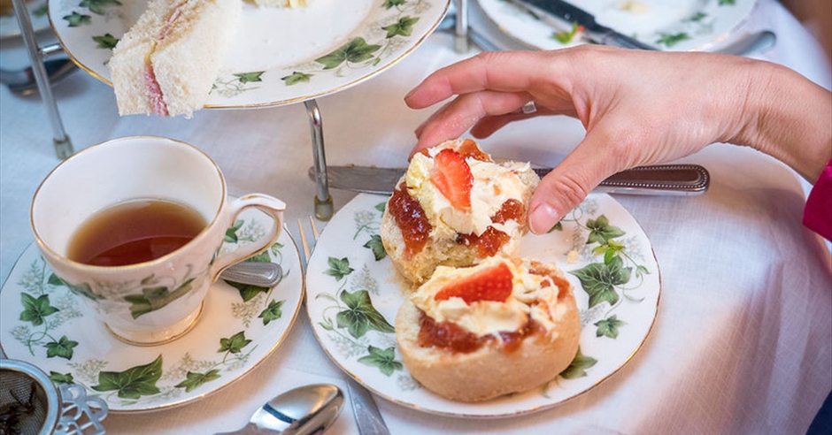 The Bridge Tea Rooms - Visit Bath