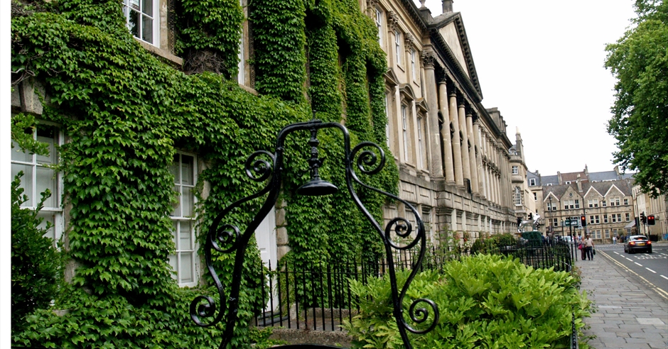 Queen Square - Visit Bath